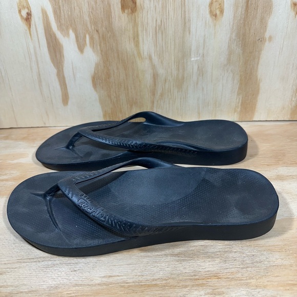 Archies | Shoes | Archies Black Flip Flop Sandals Womens Size 1 | Poshmark